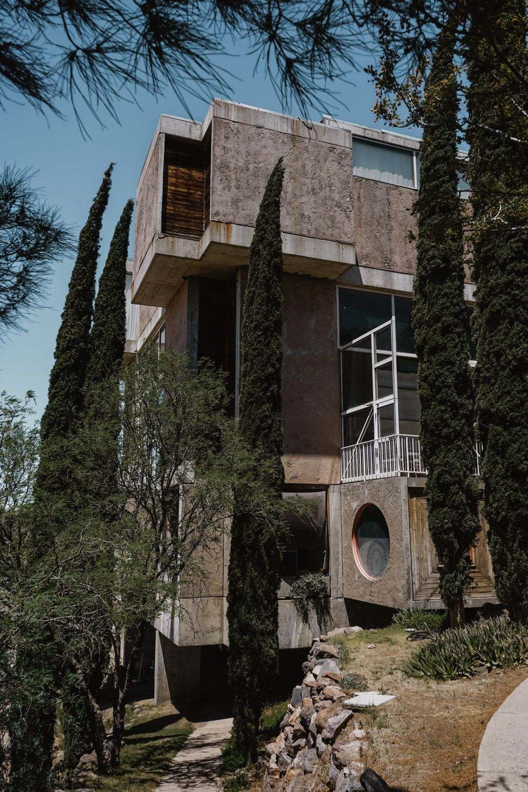 Arcosanti, an Experimental Urban Laboratory And Desert "Utopia ...