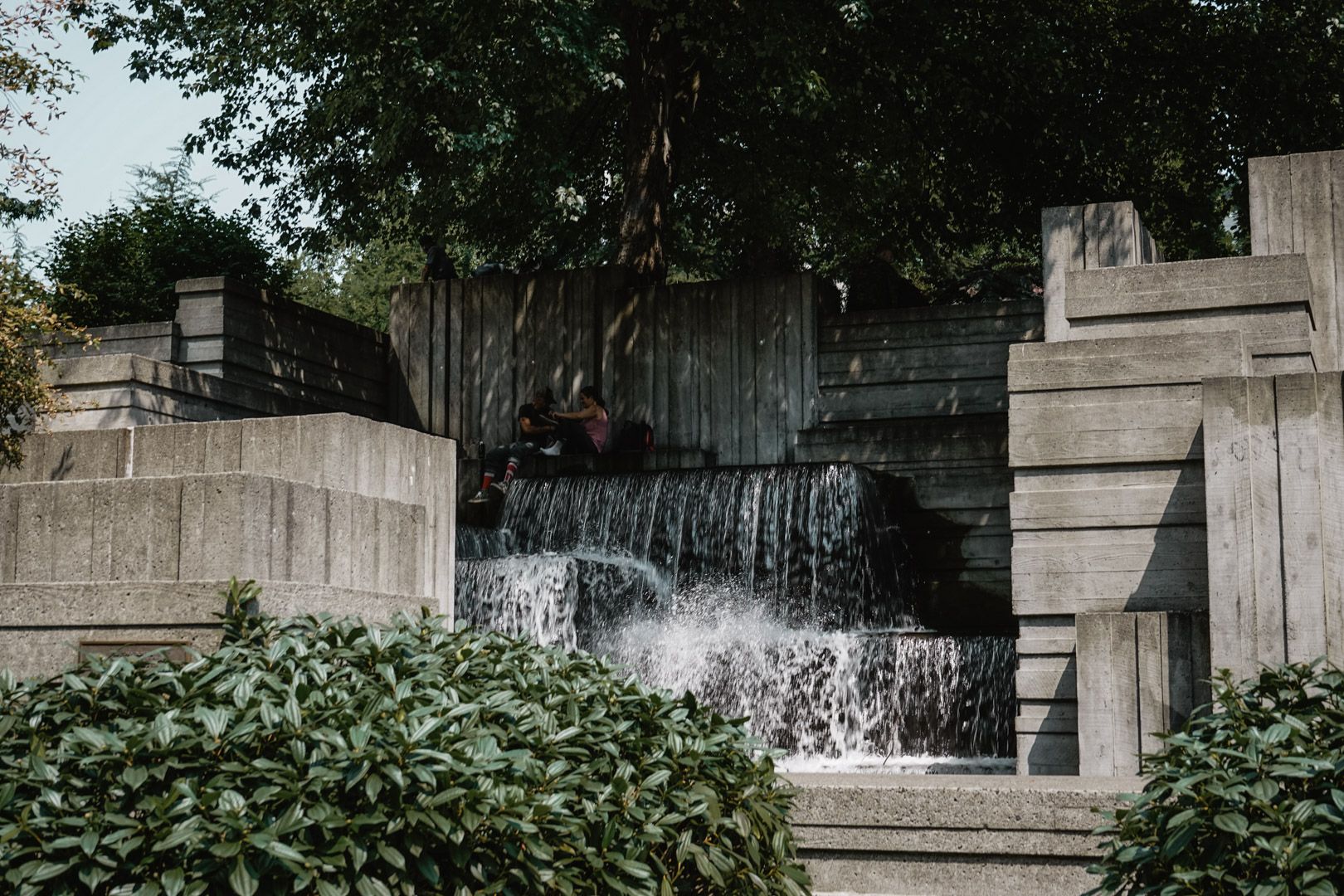 Freeway Park, an Urban Oasis That Bridges Over a Highway | Traveling ...