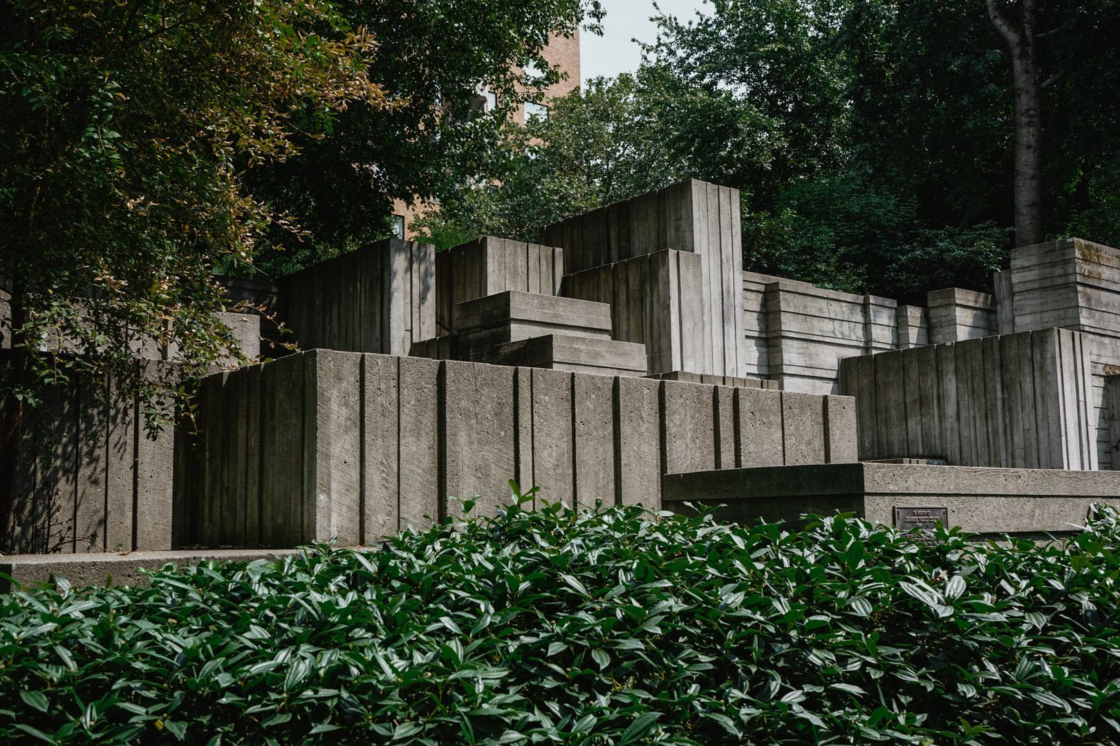 Freeway Park, an Urban Oasis That Bridges Over a Highway | Traveling ...